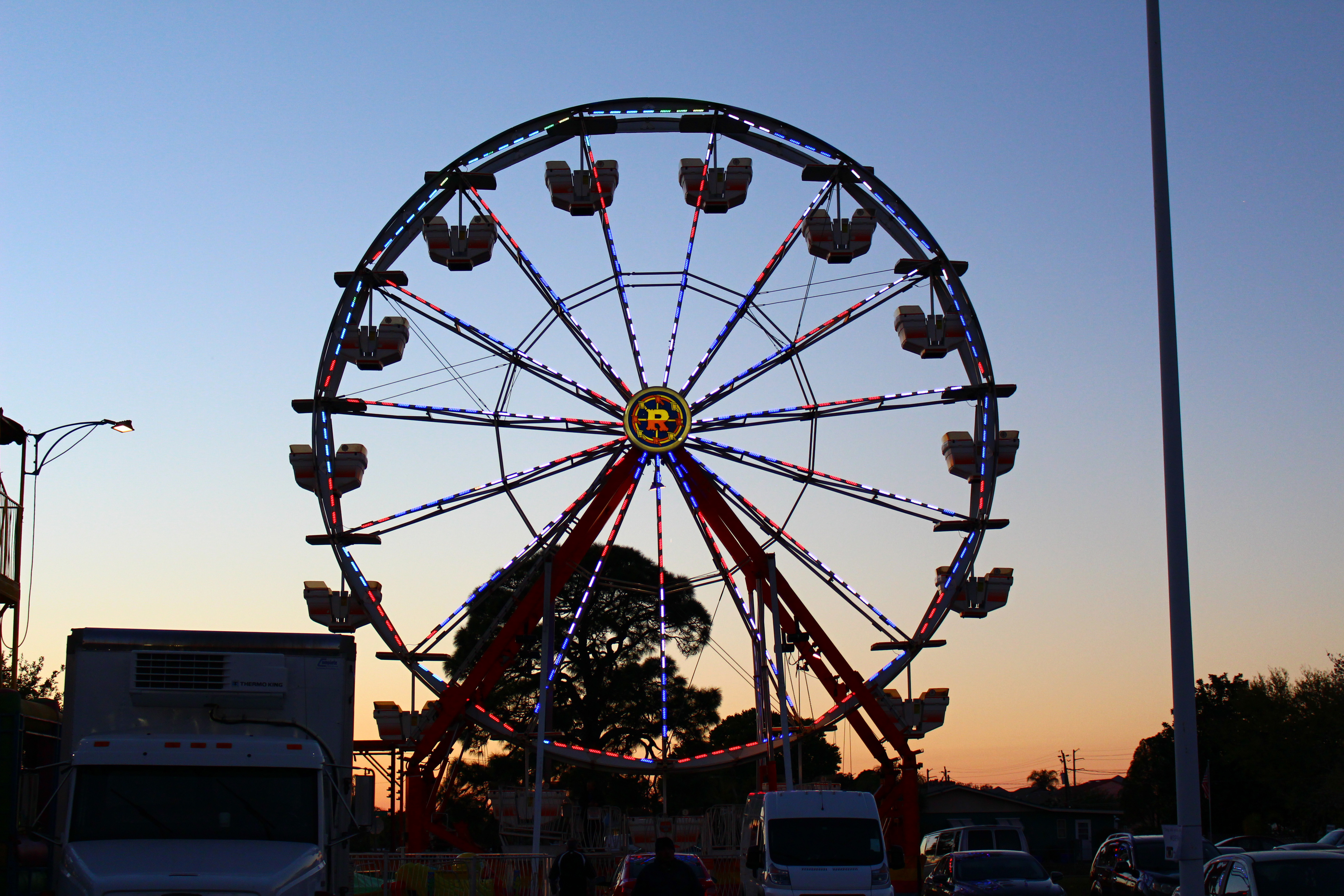 Century Wheel – Reithoffer Shows Inc.