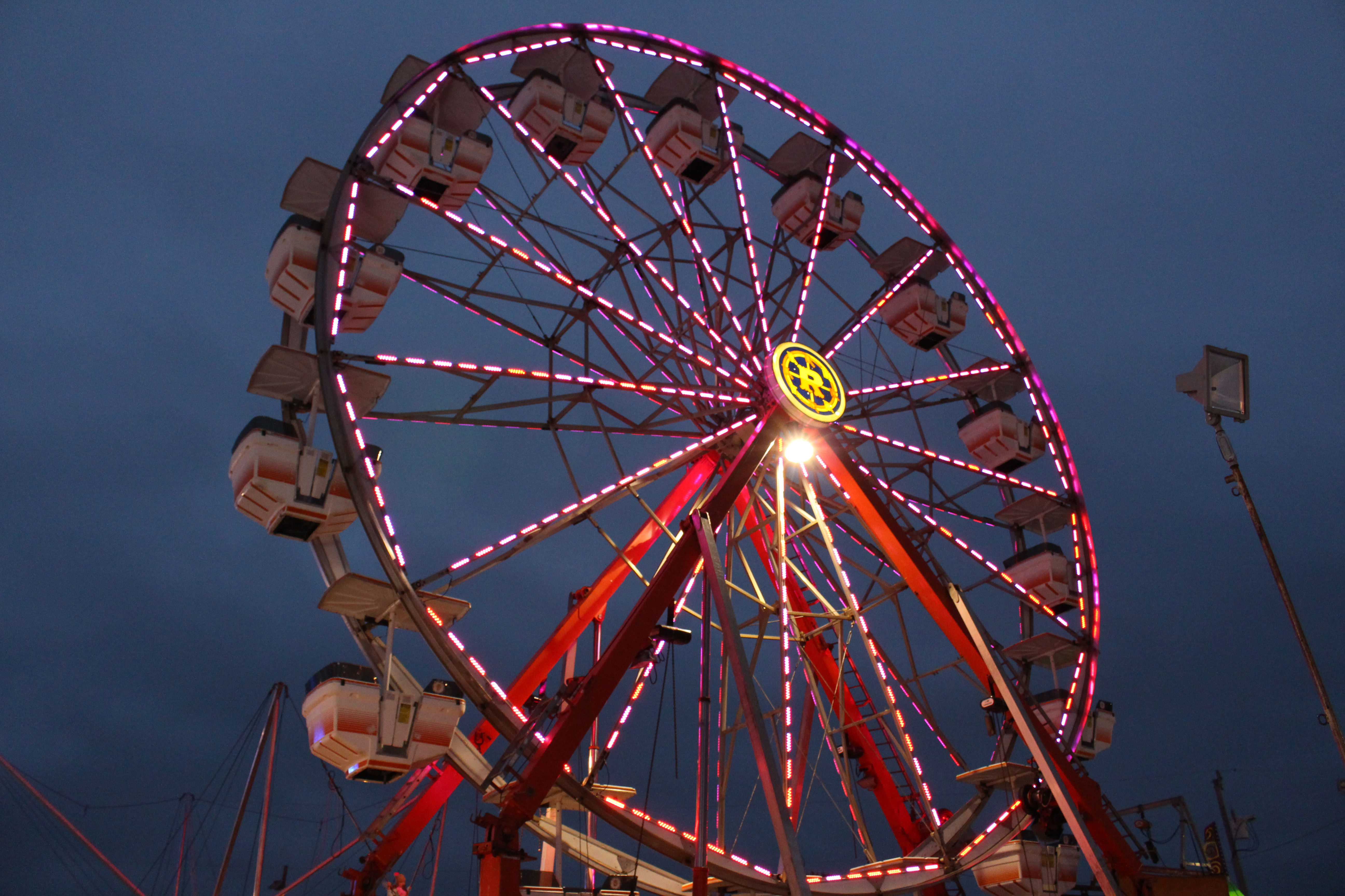 Century Wheel – Reithoffer Shows Inc.