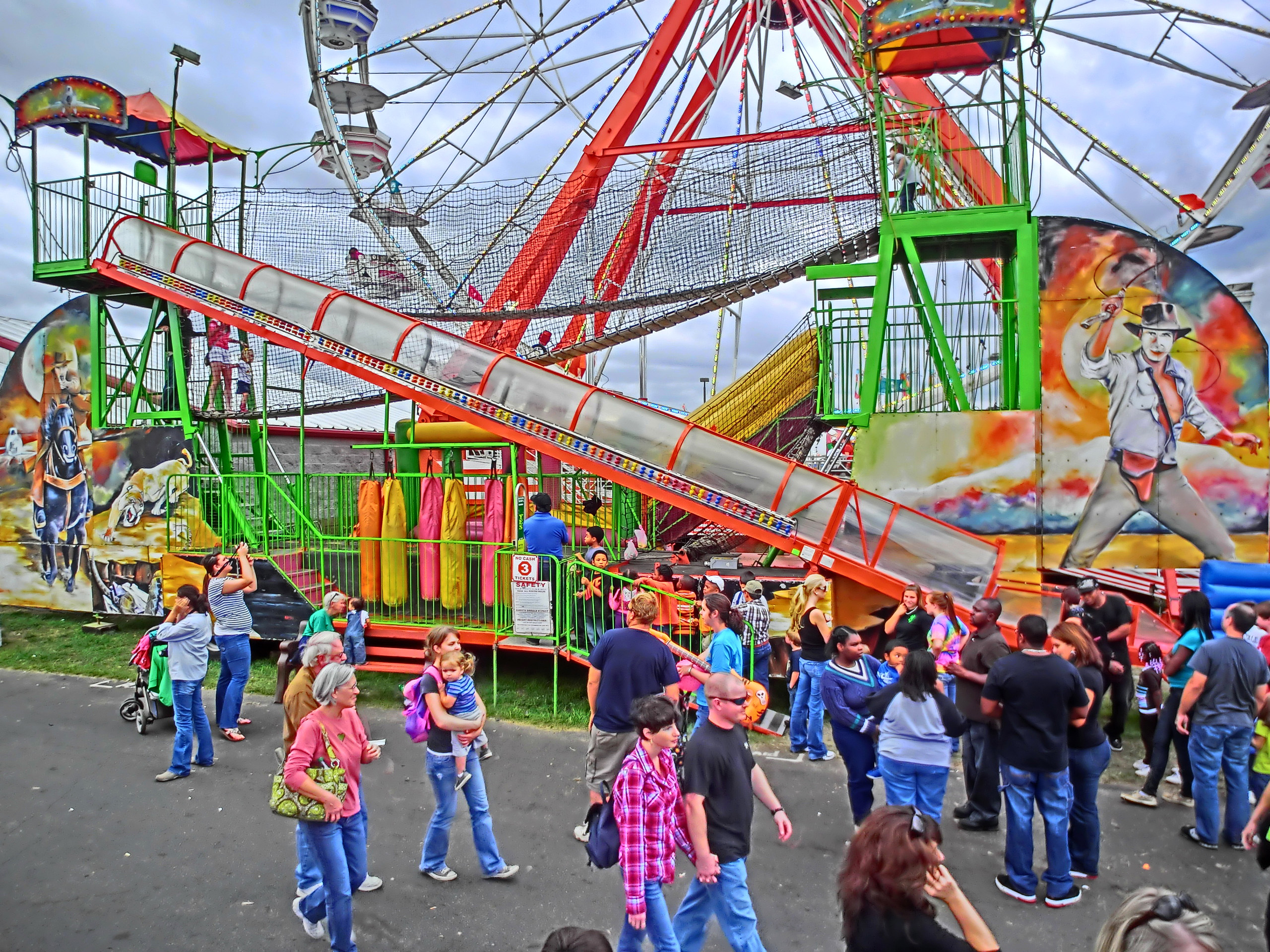 Hero Zone – Reithoffer Shows Inc.